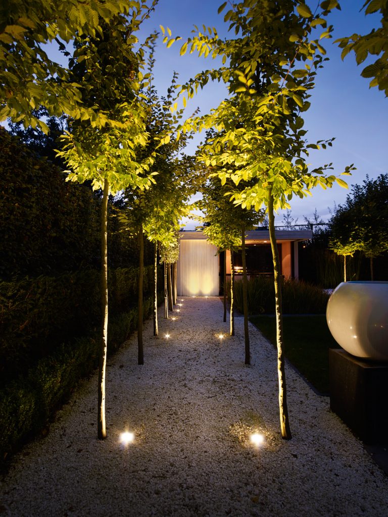 Inbouwspots in de tuin - Huis-inrichten.com