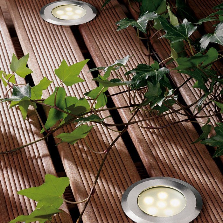 Inbouwspots in de tuin - Huis-inrichten.com